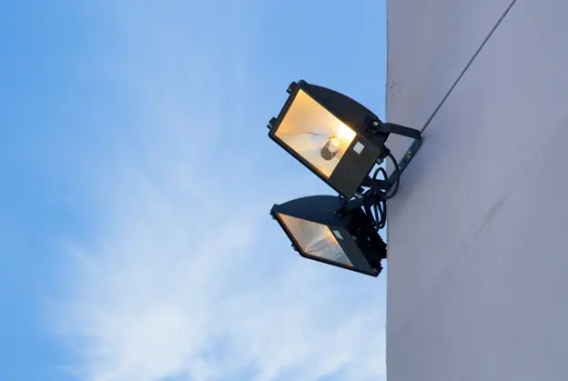 The Benefits of Perimeter Lighting in Security Systems